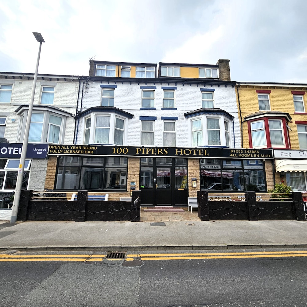 100 Pipers Hotel - Blackpool
