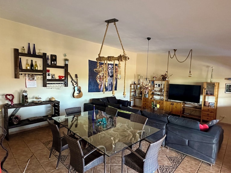 Rustic Villa With Private Pool Near Ocean, Hiking & Cycling Trails Sleeps 9 - Fuerteventura