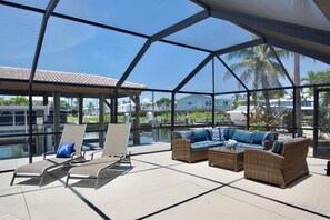 Casa, várias camas (The Little Beach House) | Terraço/pátio interior