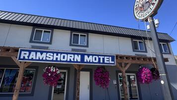 Fachada da propriedade