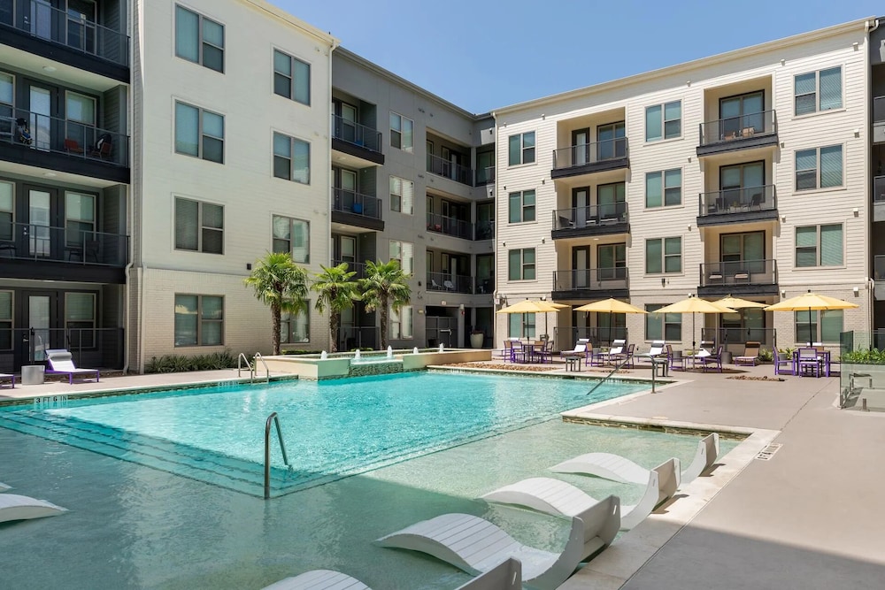 Landing Houston Energy Corridor - Houston, TX