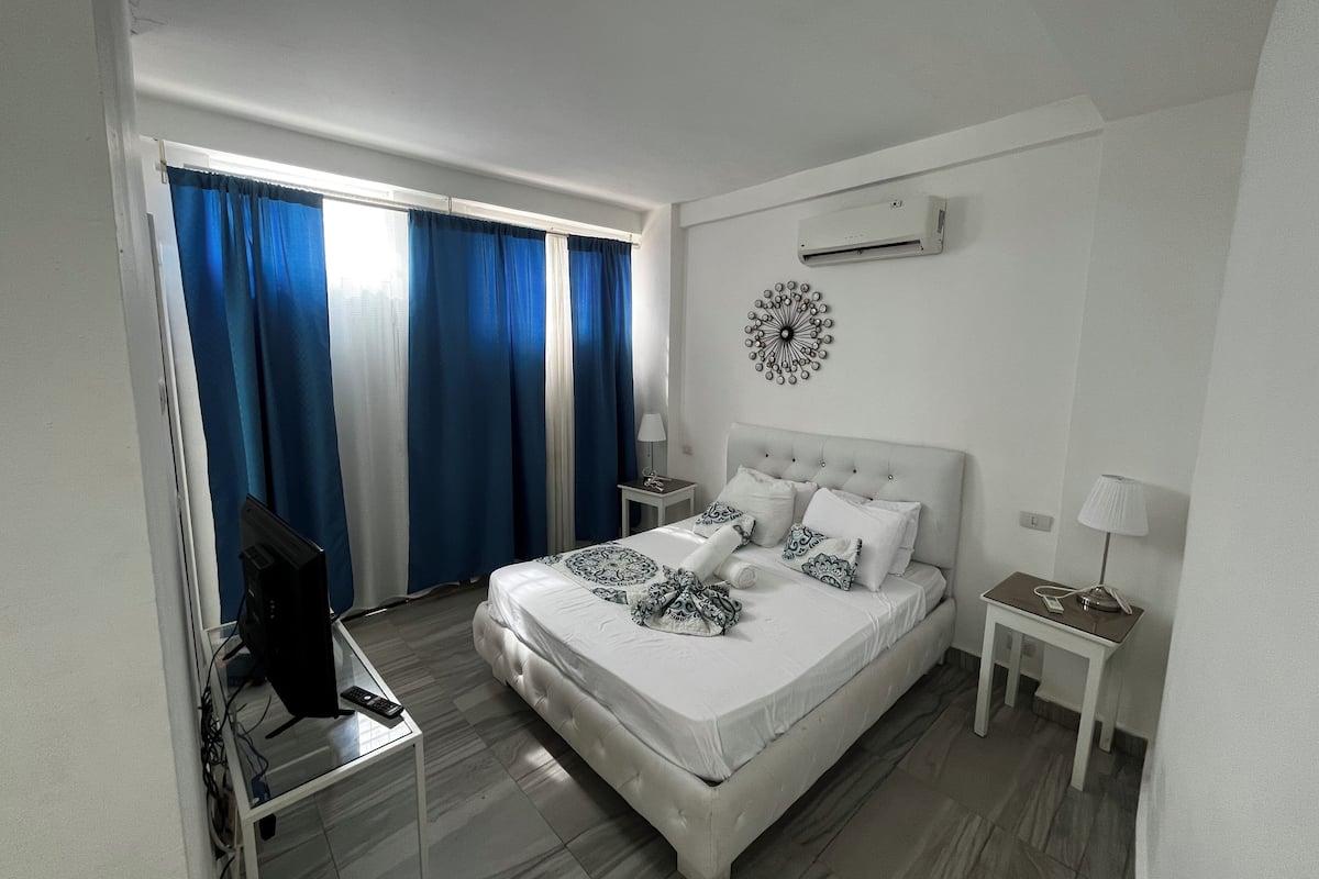 Estúdio | Cofre no quarto, Wi-fi grátis, roupa de cama fornecida