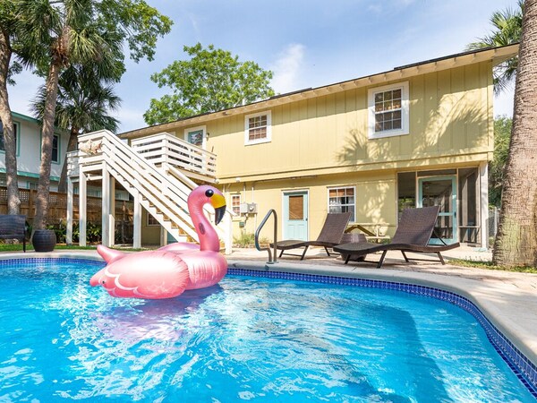 Just Beachy Tybee Vacation Rentals - Tybee Island, GA