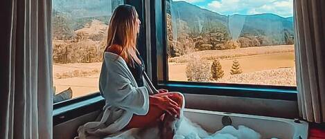 Banheira e chuveiro separados, banheira de hidromassagem