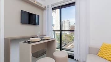 Apartamento básico | Sala de estar