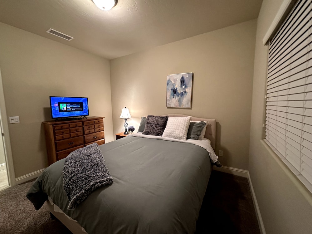 Mondavi Cottage - a VRBO home perfect for university or medical ...