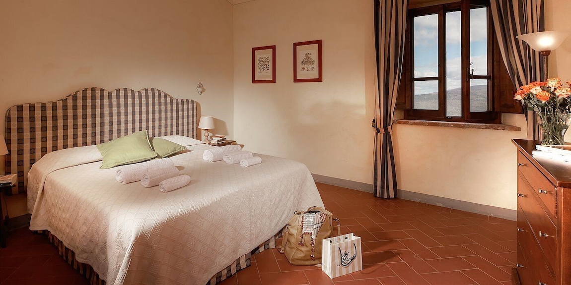 Casa Ramisia M: A Characteristic And Welcoming Two-story Apartment That Is Part Of An Ancient Country House Surrounded By A Wonderful Park, With Free Wi-fi. - Volterra