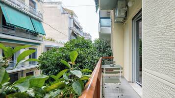 Apartamento, 1 quarto, cozinha, Vista para a cidade | Varanda