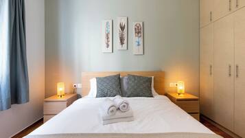 Apartamento, 1 quarto, cozinha, Vista para a cidade | Roupa de alta qualidade, com decoração personalizada