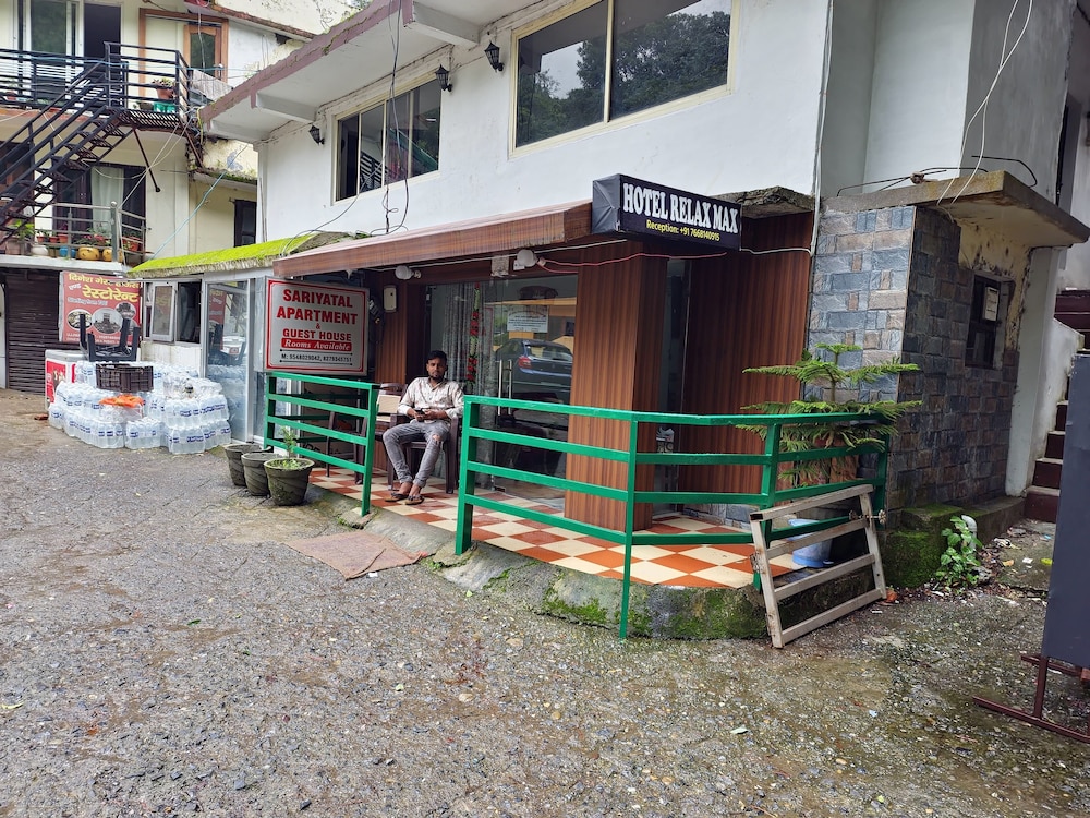 Hotel Relax Max Sariyatal Nainital - Nainital