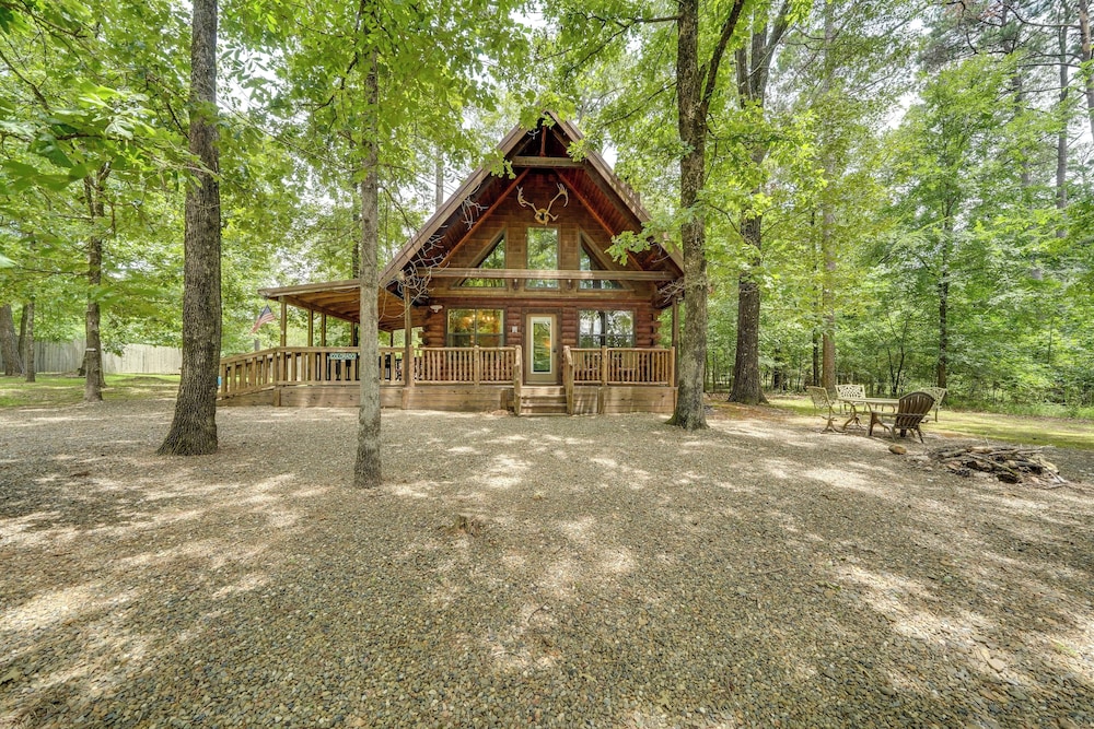 3 Mi To State Park & Lake: Broken Bow Cabin! - Broken Bow, OK