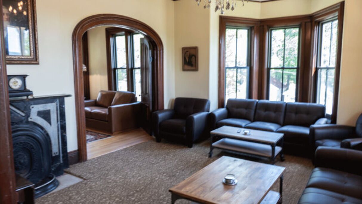 The Historic Roney House - Stillwater, MN