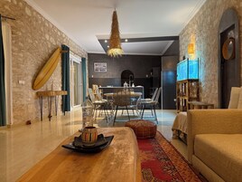 Monitores, impressoras 