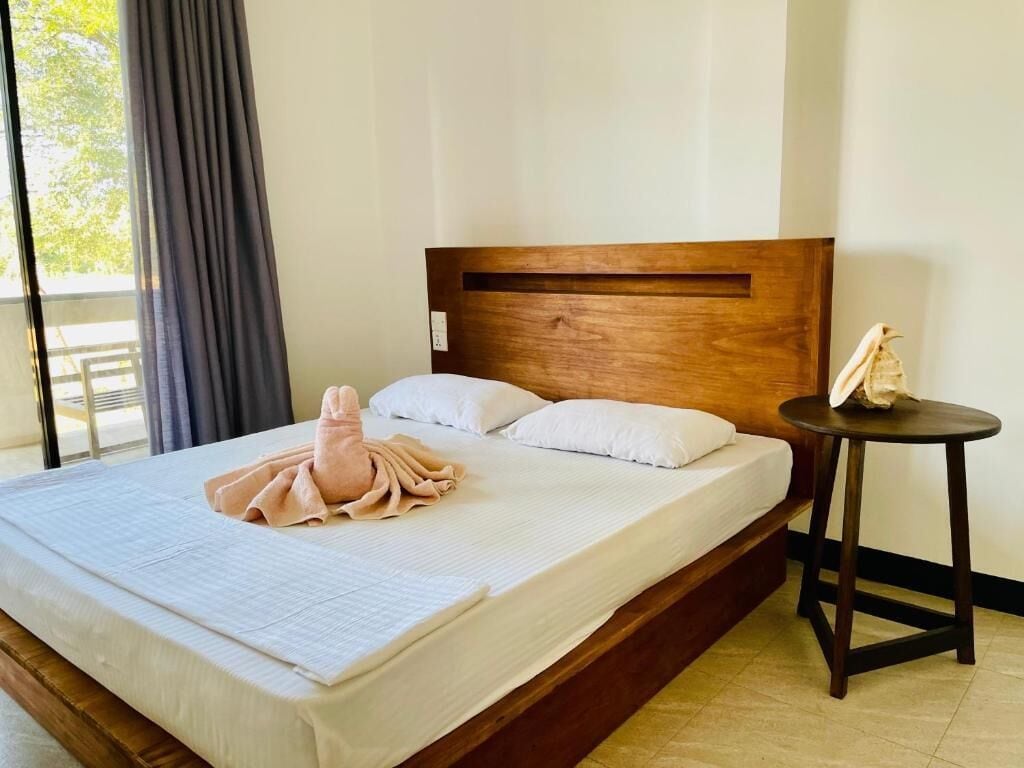 Roupa de alta qualidade, minibar, cofre no quarto 