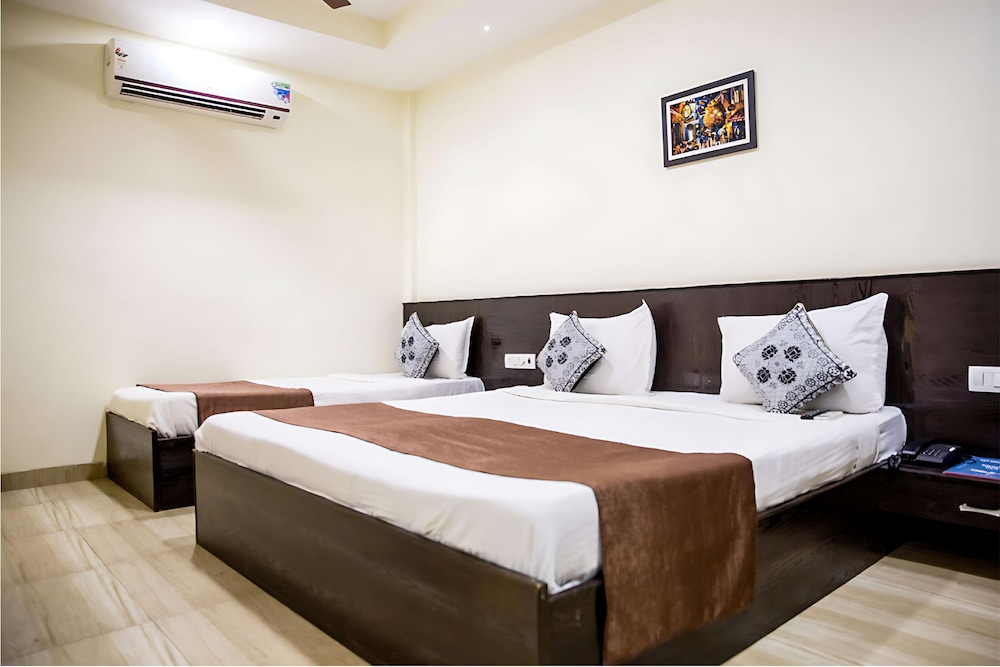 Hotel Wardhman - Jabalpur