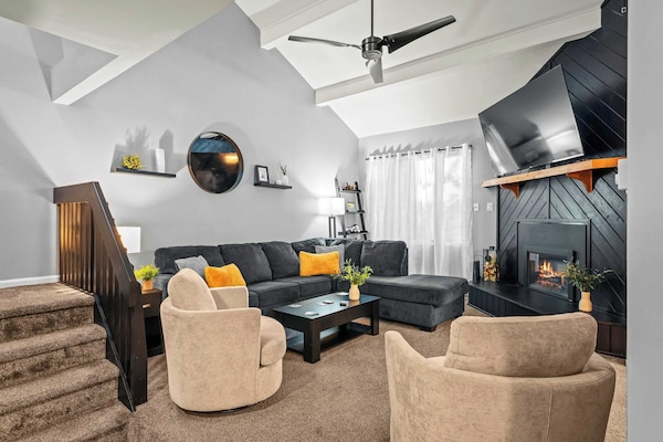 Lakeside Haven Ping Pong, Fire Pit & Mins To Big Boulder & Lake Harmony - Pennsylvania