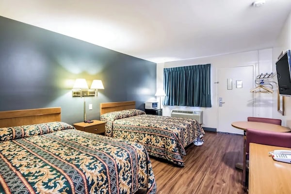 Brentwood Inn Richmond South -