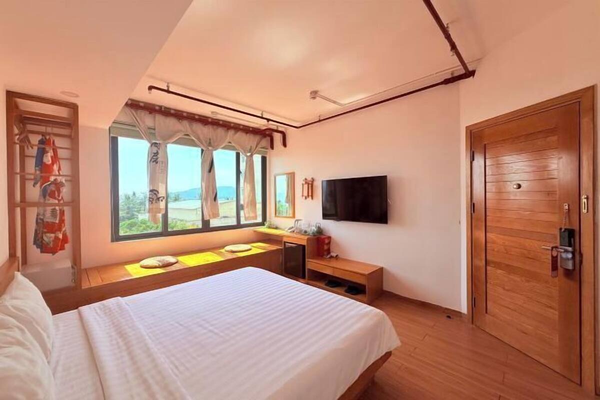 Roupa de alta qualidade, camas de colchão pillowtop, minibar