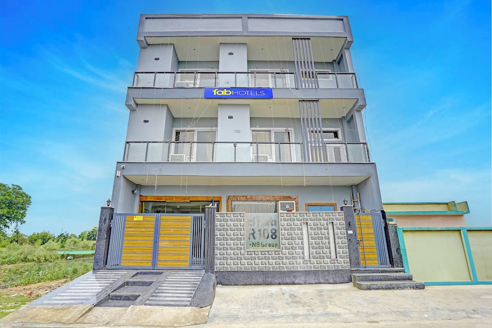 Fabhotel The Viraaj - Ghaziabad