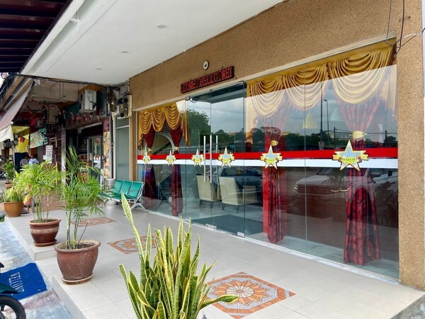 Royals Star Hotel - Seremban