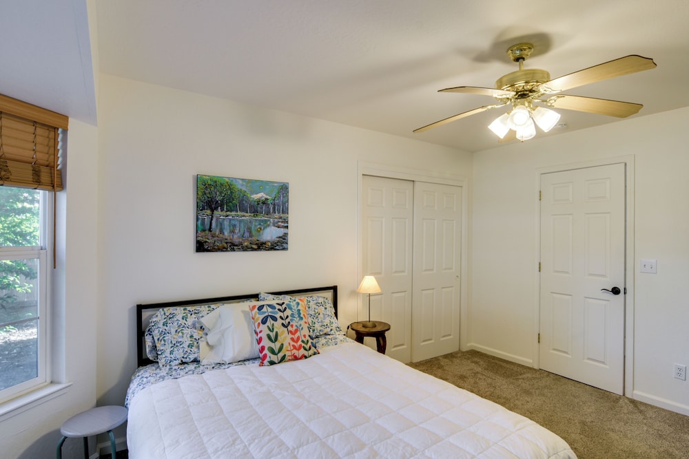 ~ 3 Mi to Dtwn & Chico State: NorCal Escape! - Chico | Vrbo