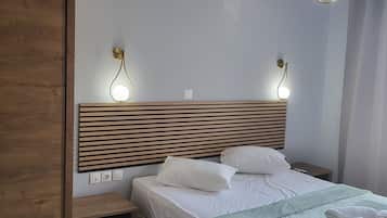 Quarto Clássico com Cama de Casal, varanda | Wi-fi grátis