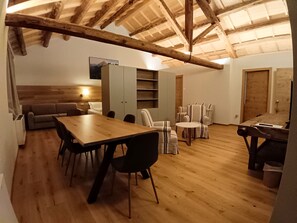 Suite, vista para a montanha | Sala de estar