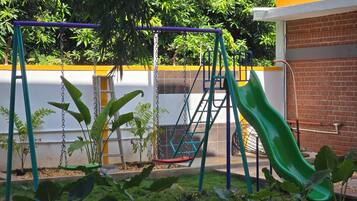 Área de recreio para crianças (coberta)