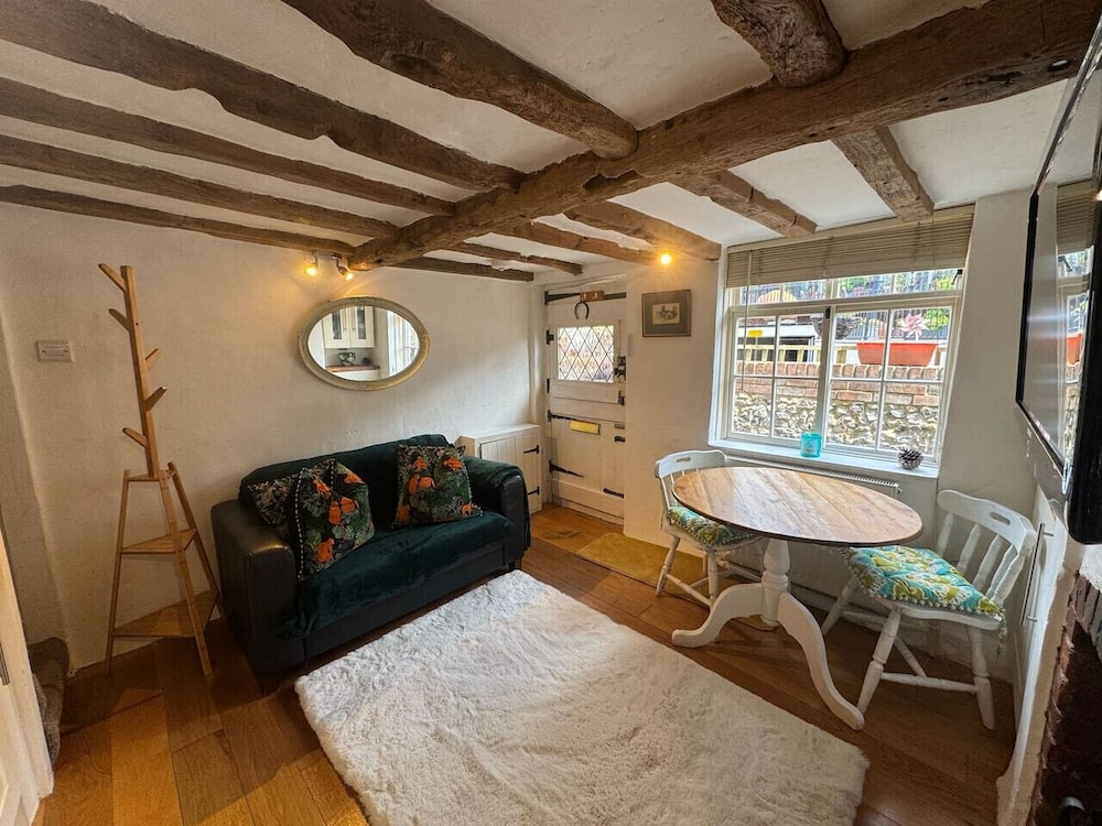 The Snug - From 130 Per Night - Henley-on-Thames