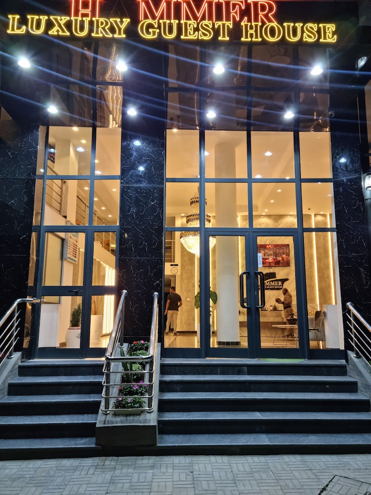 Hammer Luxury Guesthouse - Addis Ababa