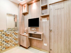 Quarto casal standard, vista para a cidade | Wi-Fi de cortesia