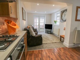 Lava-louças, talheres/pratos/utensílios de cozinha