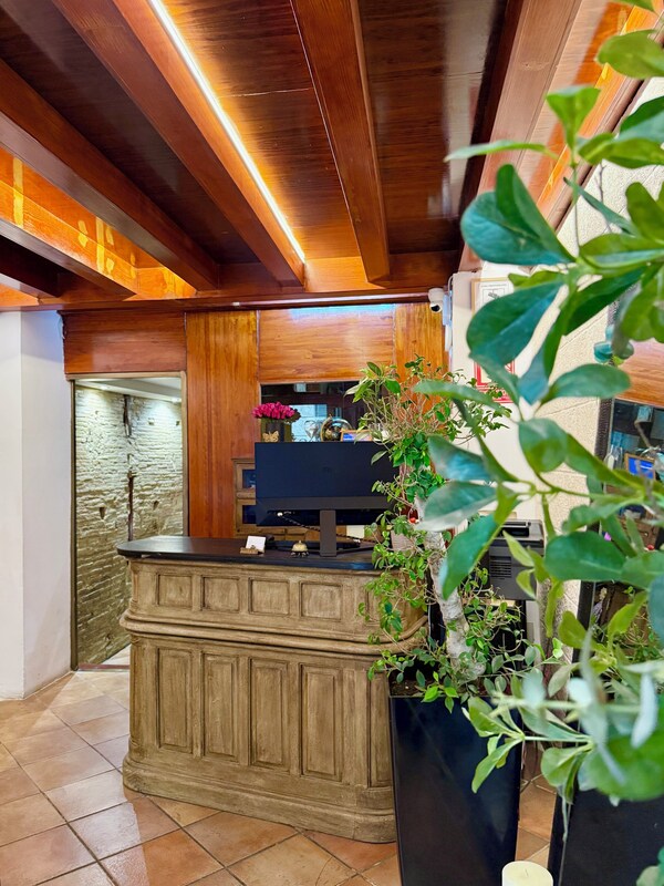 Catalina Suites Hotel - Valence en Espagne
