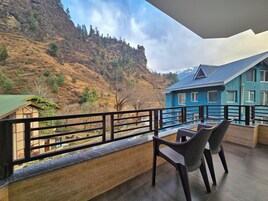 Quarto Superior, varanda, vista para a montanha | Terraço/pátio interior