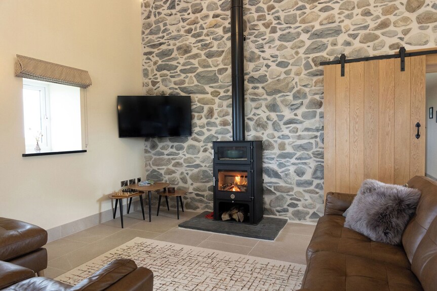 Golygfa Cwrt, Family Friendly, With Hot Tub In Bow Street, Wales - Borth