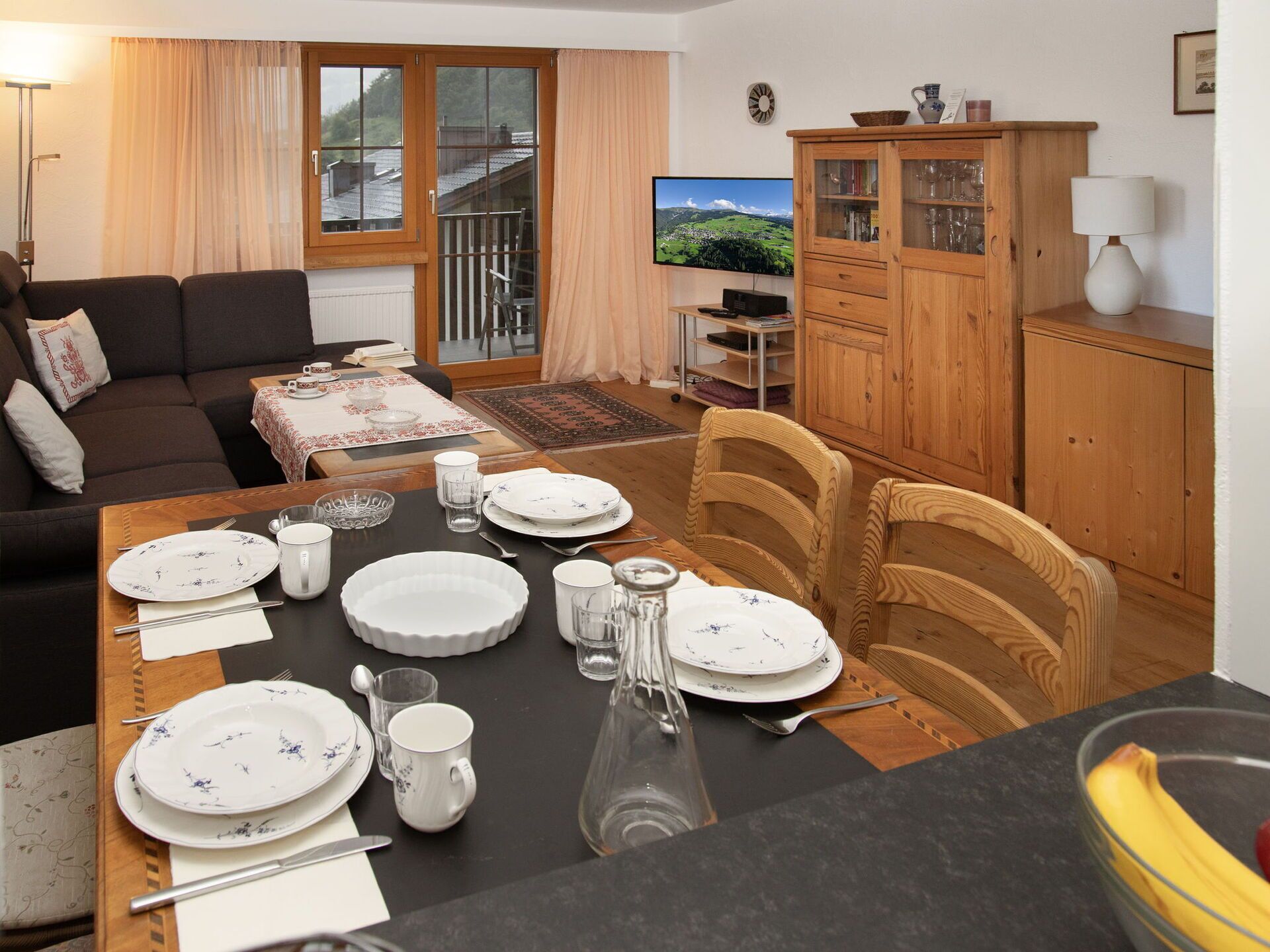 Cosy Apartment For 5 Guests With Wifi, Pool, Tv, Balcony And Panoramic View - Elm