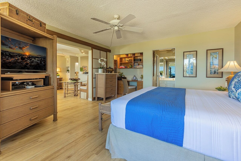#510-Ocean and Sunset Views! Steps from It All! - Kihei | Vrbo