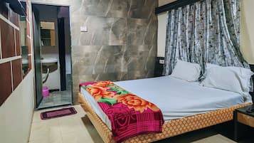 Quarto casal luxo | Wi-Fi de cortesia