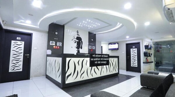 Hotel Paramount Inn - Rajkot