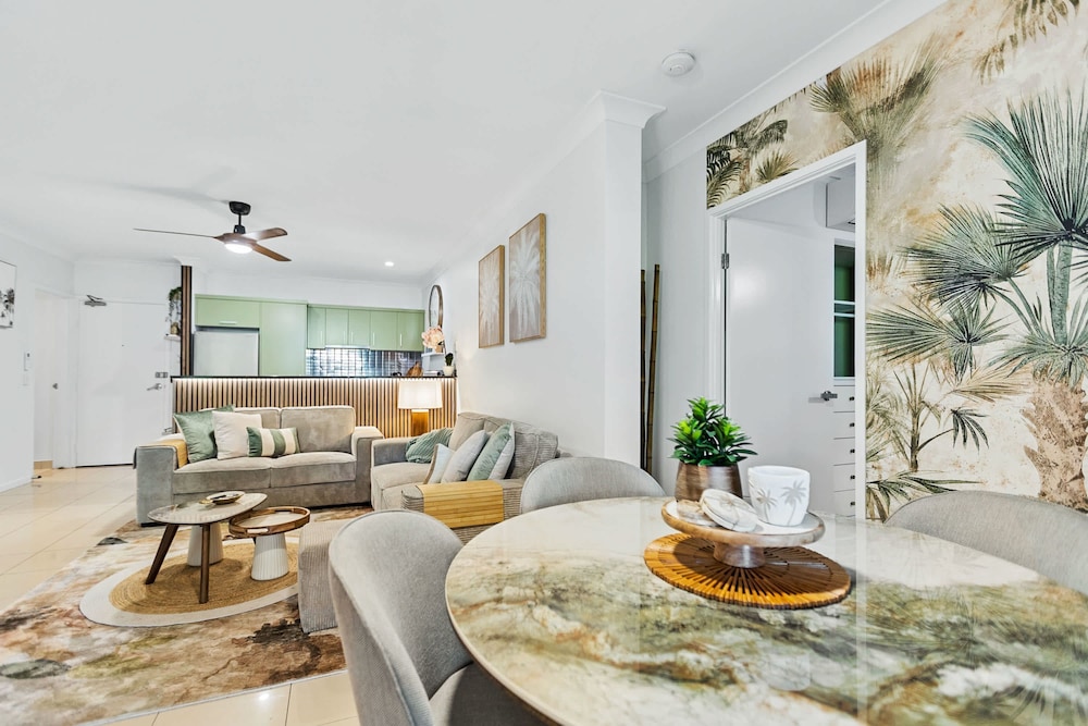 Pineapple Palms - Resort 9 Pools Gym - Cairns