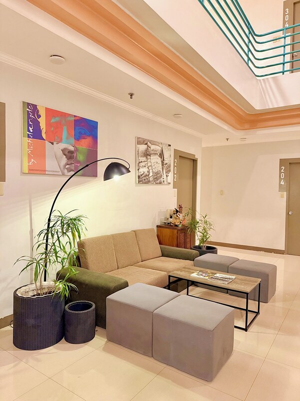 Hotel Tiffany - Laoag - Laoag