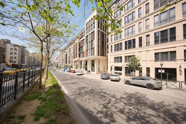 Taksim 360 Lagirio Residence - İstanbul