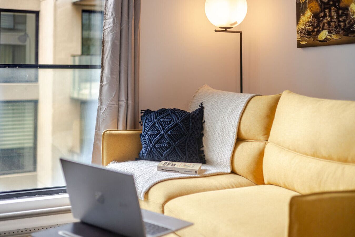 Sophisticated 1br Escape | Charm In Old Port - Montreal