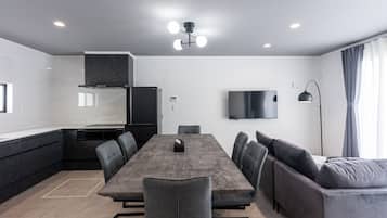 Vila, para não fumantes (3LDK/Swimming pool, Sauna/Onna14E) | Área de estar