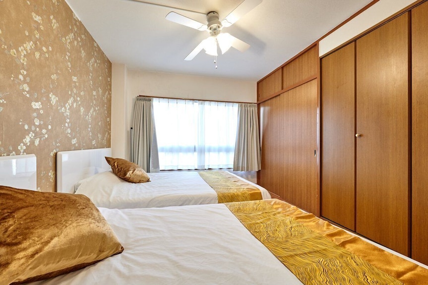 Xs01 Xross Stay Namba1 - Japon