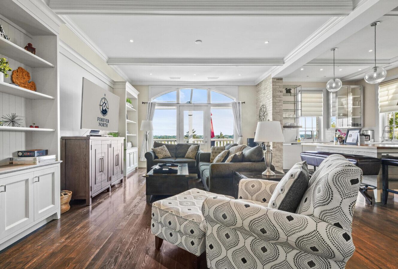 2br Penthouse W/ Balcony | Grand Traverse Commons - Traverse City, MI