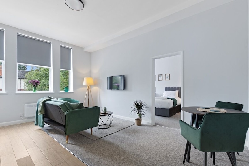 Modern Apartment| King Bed| Free Parking |Suite 6 - Nottingham