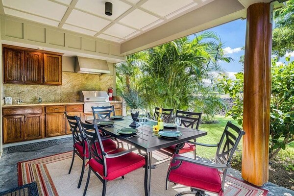 Prestigious Mauna Lani Resort - Luxurious End Unit - Large Private Lanai! -Vrkcv - Waikoloa Village, HI