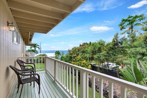 Apartamento em Condomínio Fechado, várias camas, lanai (alpendre havaiano) (Kahaluu Mauka) | Vista do quarto