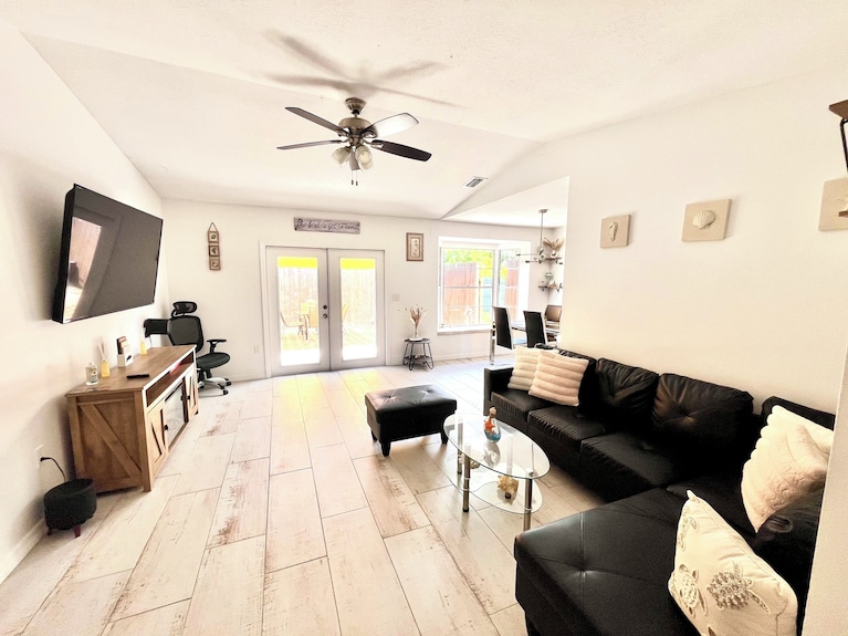 Beautiful Vacation Home With Barbecue Near Anna Maria Island - Bradenton